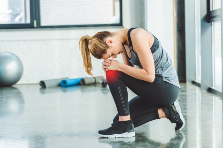 knee pain when squatting or kneeling - PhysioLinks Rehab